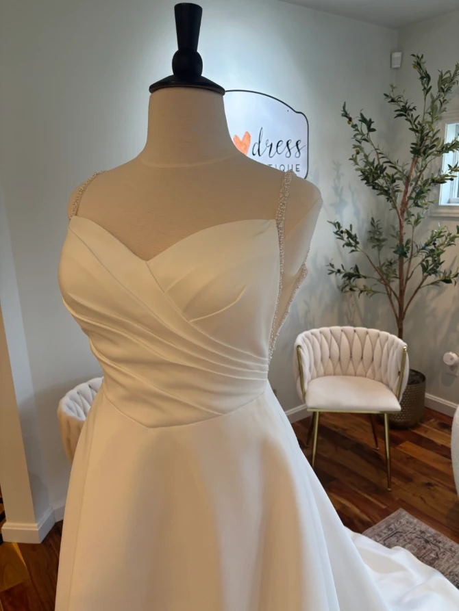 Georgia Rae | The Dress Bridal Boutique - GR48 | The Dress Bridal Boutique